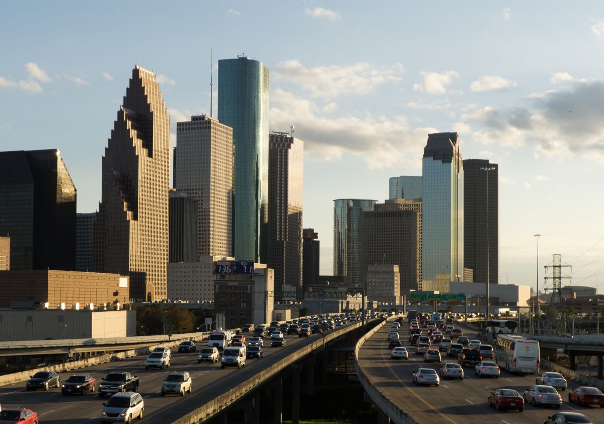 Top 5 Causes of Truck Accidents in Houston - Scott Callahan Law